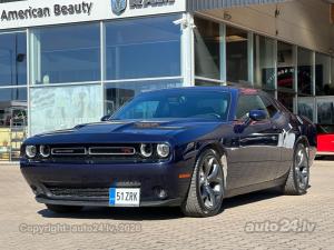 Zils Dodge Challenger 2016 Tallina, ar dzinēja tilpumu 5.70 L un nobraukumu 158 tūkst. km par 19900 €, foto 3 vietnē AUTOMOTO.COM.LV