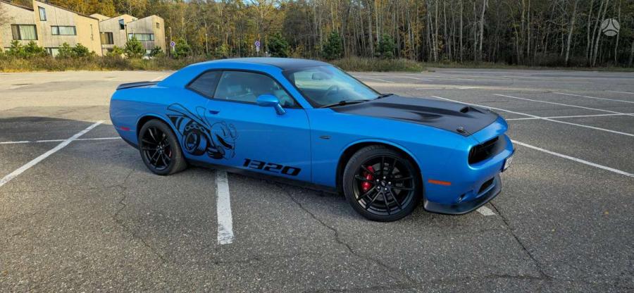 Zils Dodge Challenger 2019 Klaipėda, ar dzinēja tilpumu 6.42 L un nobraukumu 45 tūkst. km par 33500 €, foto 9 vietnē AUTOMOTO.COM.LV