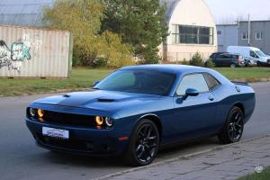 Zils Dodge Challenger 2020 Viļņa, ar dzinēja tilpumu 3.60 L un nobraukumu 164 tūkst. km par 16600 €, foto 2 vietnē AUTOMOTO.COM.LV