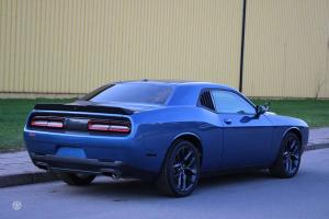 Zils Dodge Challenger 2020 Viļņa, ar dzinēja tilpumu 3.60 L un nobraukumu 164 tūkst. km par 16600 €, foto 6 vietnē AUTOMOTO.COM.LV