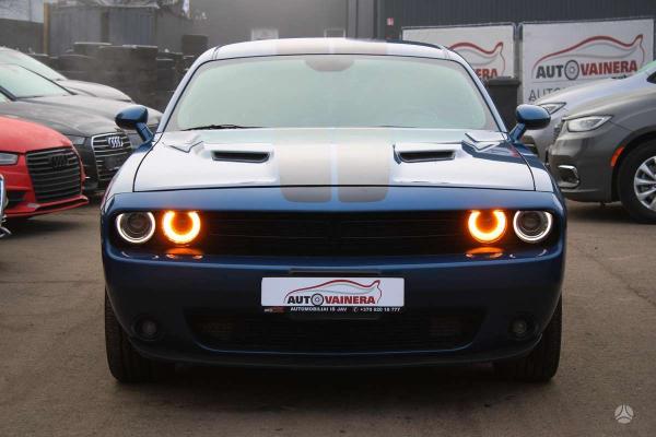 Zils Dodge Challenger 2020 Viļņa, ar dzinēja tilpumu 3.60 L un nobraukumu 165 tūkst. km par 16400 €, foto 1 vietnē AUTOMOTO.COM.LV