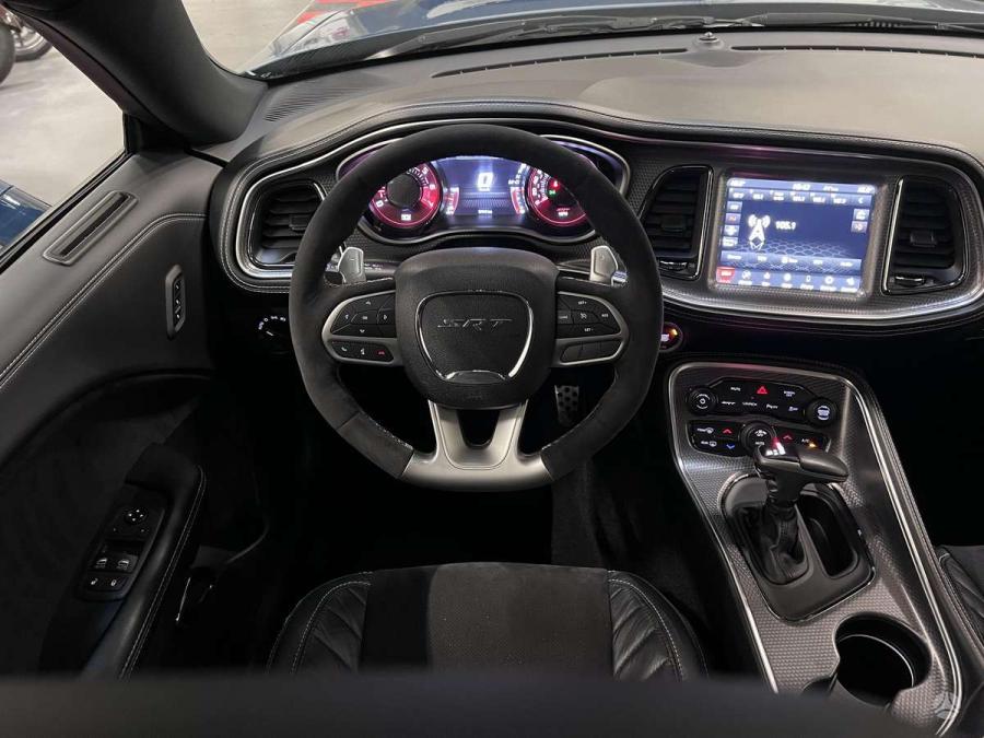 Zils Dodge Challenger 2021 Viļņa, ar dzinēja tilpumu 6.20 L un nobraukumu 18 tūkst. km par 57600 €, foto 23 vietnē AUTOMOTO.COM.LV
