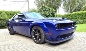Blue Dodge Challenger 2021 in Plunge, with an engine capacity of 6.40 L and mileage of 70 thousand km for 31700 €, photo 9 on AUTOMOTO.COM.LV