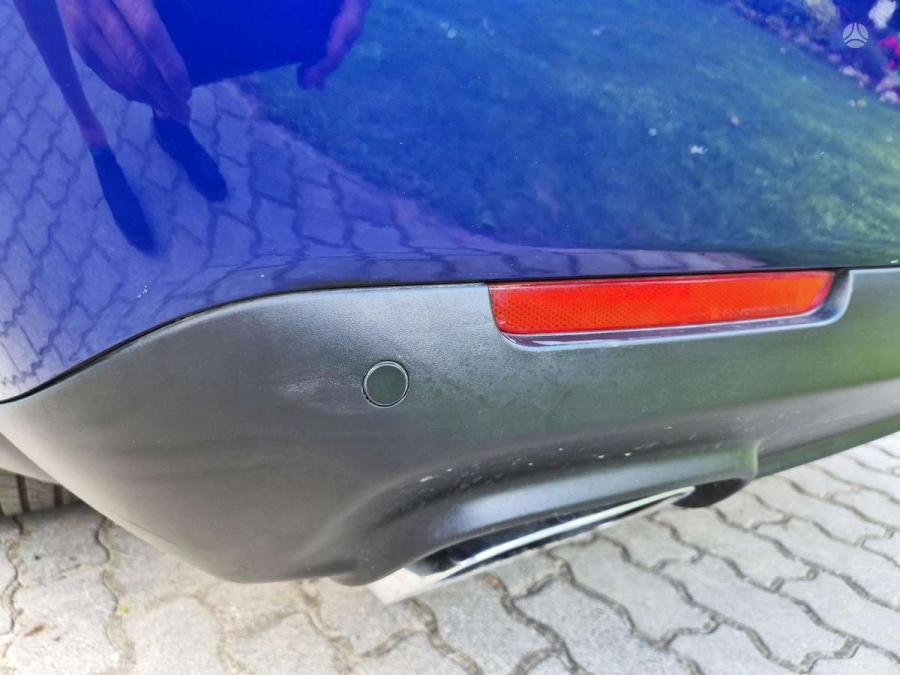 Blue Dodge Challenger 2021 in Plunge, with an engine capacity of 6.40 L and mileage of 70 thousand km for 31700 €, photo 17 on AUTOMOTO.COM.LV