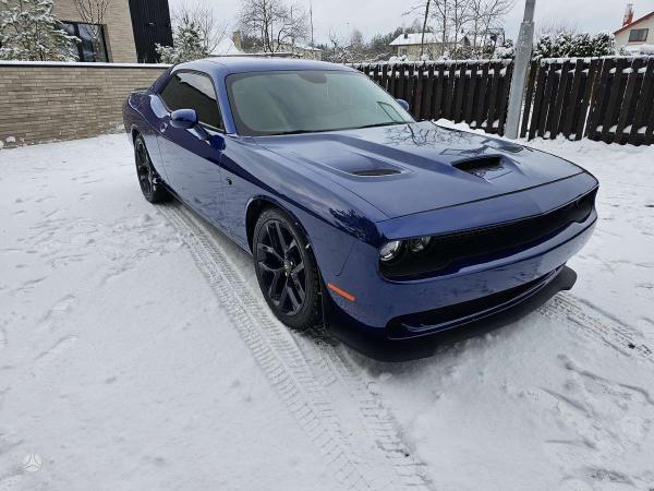 Zils Dodge Challenger 2022 Viļņa, ar dzinēja tilpumu 3.60 L un nobraukumu 150 tūkst. km par 18500 €, foto 5 vietnē AUTOMOTO.COM.LV