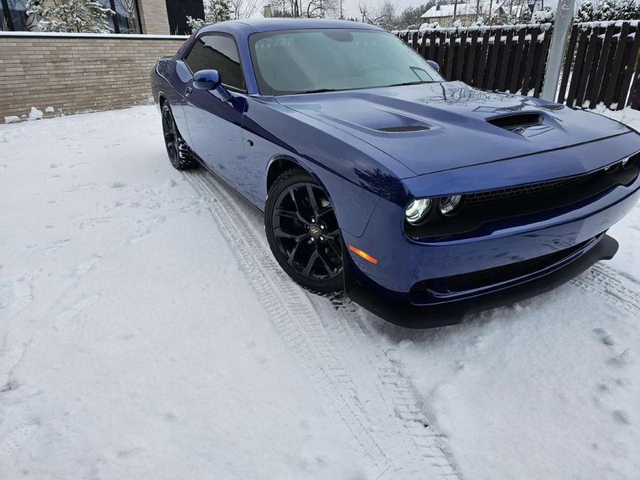 Blue Dodge Challenger 2022 in Vilnius, with an engine capacity of 3.60 L and mileage of 150 thousand km for 18500 €, photo 13 on AUTOMOTO.COM.LV