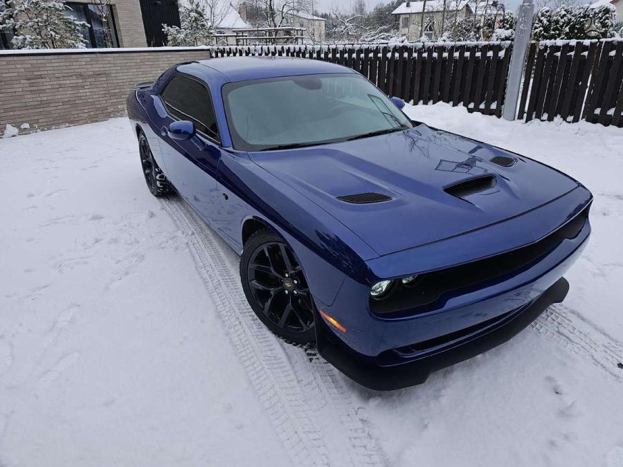 Blue Dodge Challenger 2022 in Vilnius, with an engine capacity of 3.60 L and mileage of 150 thousand km for 18500 €, photo 15 on AUTOMOTO.COM.LV