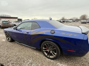 Blue Dodge Challenger 2022 in Kretinga, with an engine capacity of 6.40 L and mileage of 55 thousand km for 34999 €, photo 5 on AUTOMOTO.COM.LV