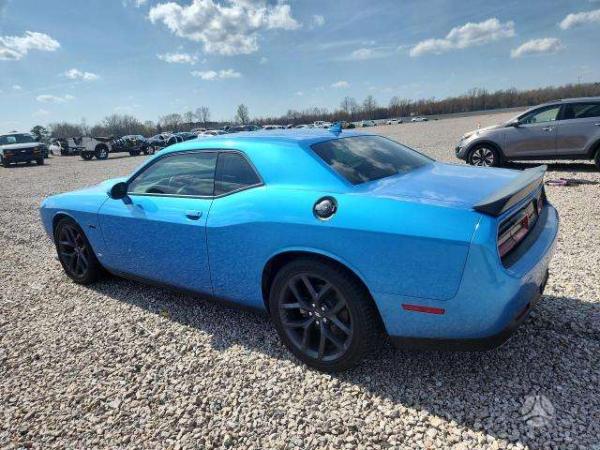 Синий Додж Челенджер 2023 в Клайпеда, объемом двигателя 5.70 л и пробегом 36 тыс. км за 12000 €, фото 2 на AUTOMOTO.COM.LV