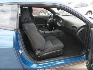Blue Dodge Challenger 2023 in Klaipeda, with an engine capacity of 5.65 L and mileage of 38 thousand km for 10250 €, photo 6 on AUTOMOTO.COM.LV
