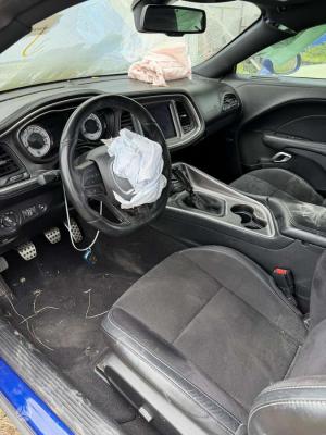 Zils Dodge Challenger 2021 Viļņa, ar dzinēja tilpumu 6.40 L un nobraukumu 30 tūkst. km par 16600 €, foto 6 vietnē AUTOMOTO.COM.LV