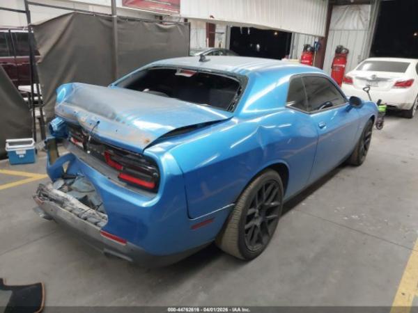 Dodge Challenger 2015 in Klaipeda, with an engine capacity of 0.00 L and mileage of 0 thousand km for 8300 €, photo 4 on AUTOMOTO.COM.LV