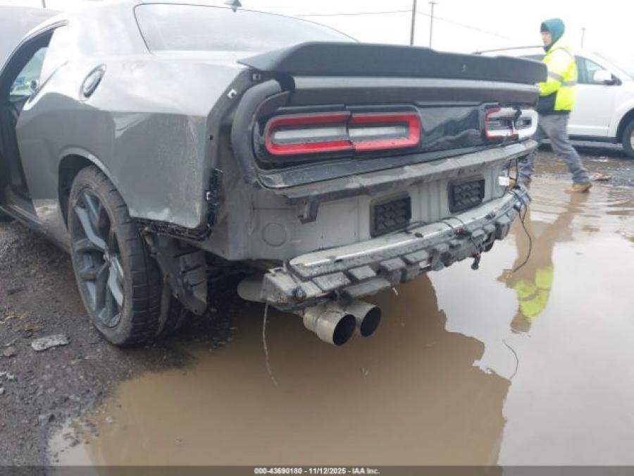 Додж Челенджер 2019 в Клайпеда, объемом двигателя 0.00 л и пробегом 0 тыс. км за 8000 €, фото 5 на AUTOMOTO.COM.LV
