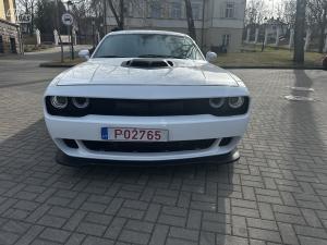 Dodge Challenger 2019 in Siauliai, with an engine capacity of 5.70 L and mileage of 64 thousand km for 19900 €, photo  on AUTOMOTO.COM.LV