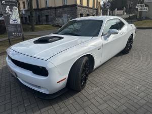 Dodge Challenger 2019 in Siauliai, with an engine capacity of 5.70 L and mileage of 64 thousand km for 19900 €, photo 3 on AUTOMOTO.COM.LV