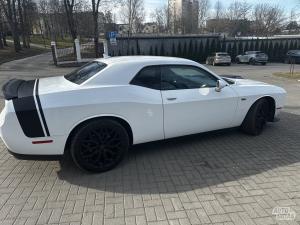 Dodge Challenger 2019 in Siauliai, with an engine capacity of 5.70 L and mileage of 64 thousand km for 19900 €, photo 5 on AUTOMOTO.COM.LV