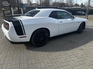 Dodge Challenger 2019 in Siauliai, with an engine capacity of 5.70 L and mileage of 64 thousand km for 19900 €, photo 8 on AUTOMOTO.COM.LV