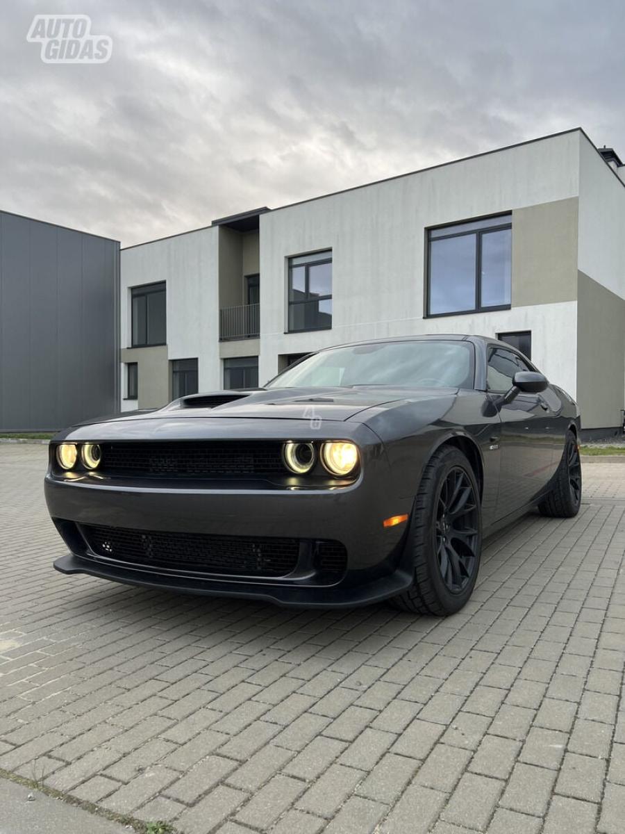 Dodge Challenger 2019 Viļņa, ar dzinēja tilpumu 5.70 L un nobraukumu 50 tūkst. km par 22900 €, foto 4 vietnē AUTOMOTO.COM.LV