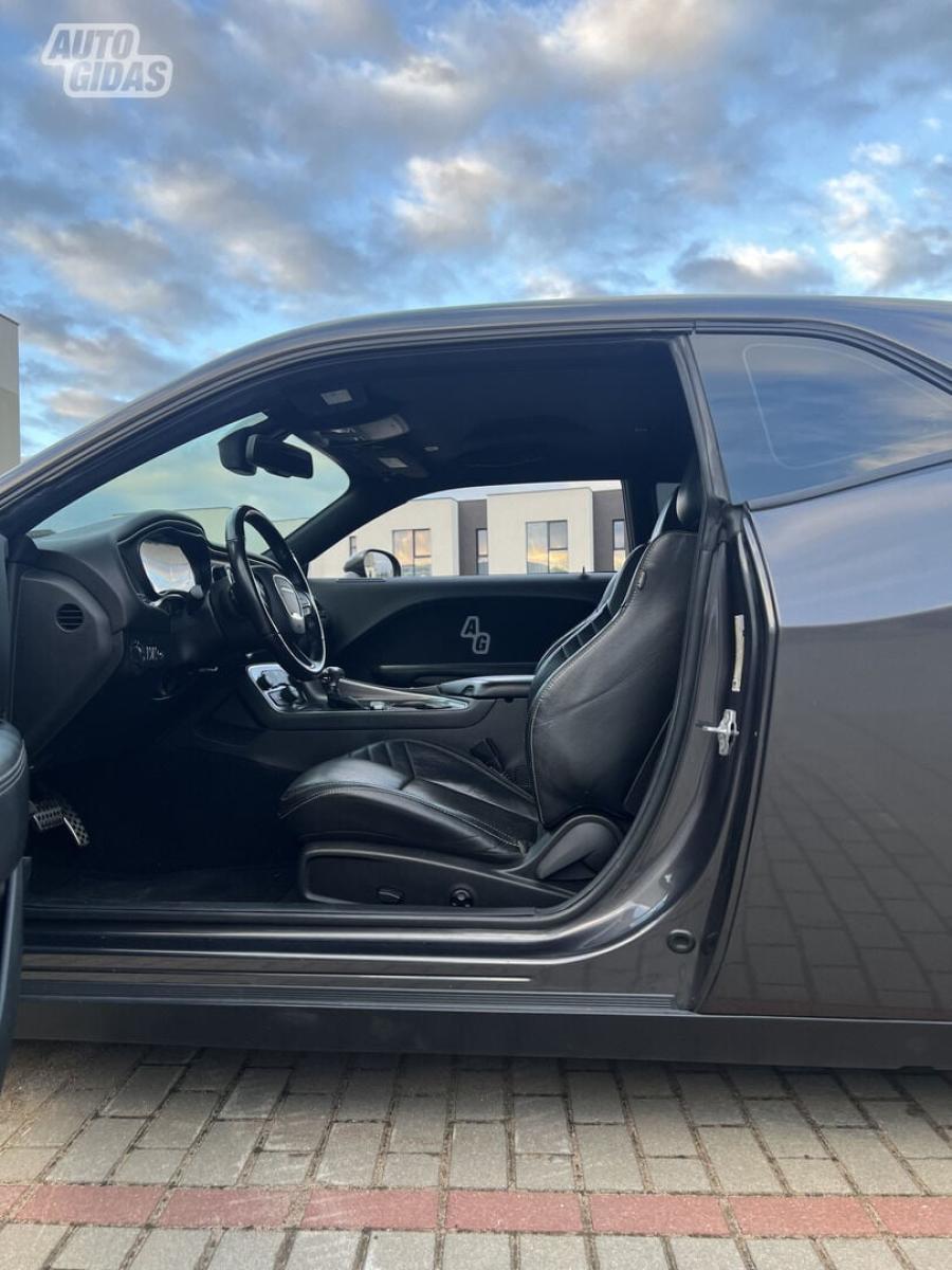 Dodge Challenger 2019 Viļņa, ar dzinēja tilpumu 5.70 L un nobraukumu 50 tūkst. km par 22900 €, foto 14 vietnē AUTOMOTO.COM.LV
