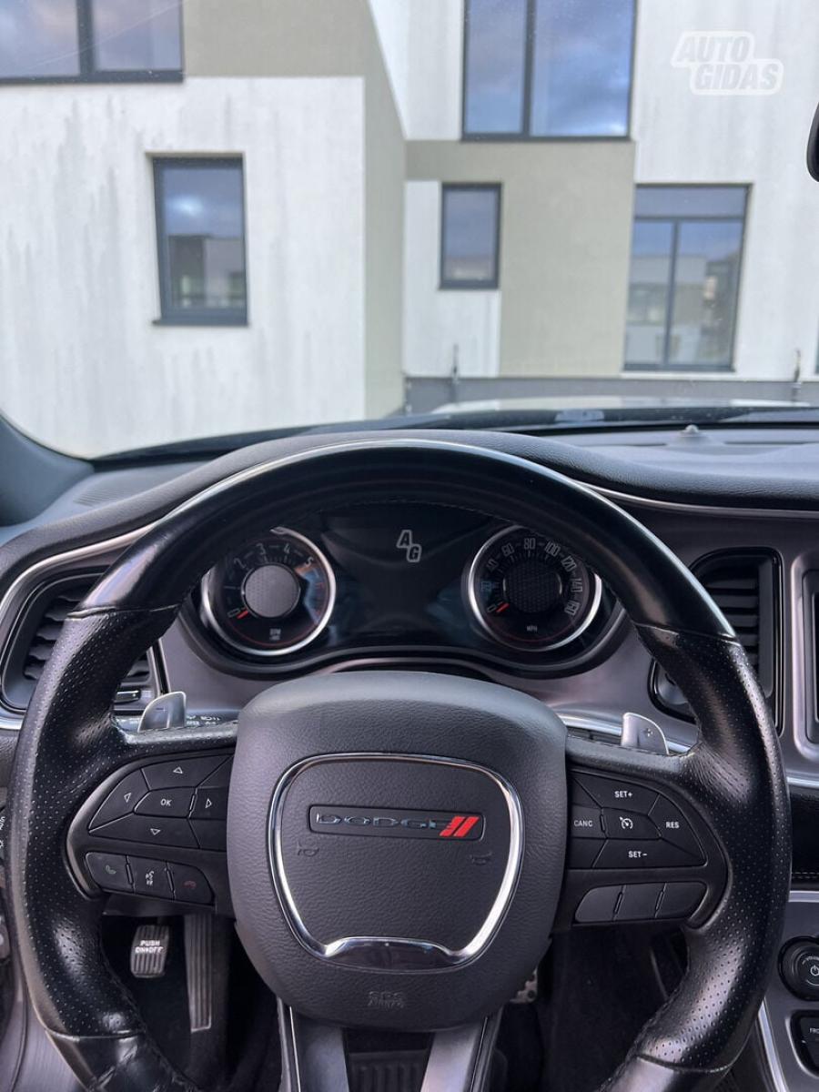Dodge Challenger 2019 Viļņa, ar dzinēja tilpumu 5.70 L un nobraukumu 50 tūkst. km par 22900 €, foto 22 vietnē AUTOMOTO.COM.LV