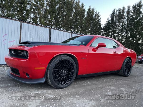 Dodge Challenger 2020 in Tallinn, with an engine capacity of 5.70 L and mileage of 55 thousand km for 19999 €, photo 1 on AUTOMOTO.COM.LV