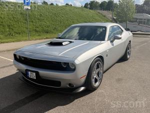 Dodge Challenger 2020 in Daugavpils, with an engine capacity of 6.40 L and mileage of 68 thousand km for 37500 €, photo  on AUTOMOTO.COM.LV