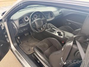 Dodge Challenger 2020 in Daugavpils, with an engine capacity of 6.40 L and mileage of 68 thousand km for 37500 €, photo 17 on AUTOMOTO.COM.LV