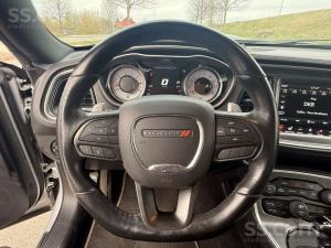 Dodge Challenger 2020 in Daugavpils, with an engine capacity of 6.40 L and mileage of 68 thousand km for 37500 €, photo 23 on AUTOMOTO.COM.LV