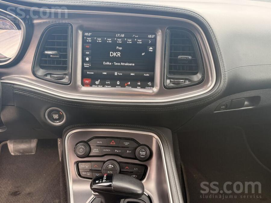 Dodge Challenger 2020 in Daugavpils, with an engine capacity of 6.40 L and mileage of 68 thousand km for 37500 €, photo 24 on AUTOMOTO.COM.LV