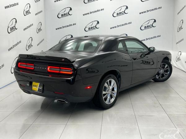 Dodge Challenger 2020 Viļņa, ar dzinēja tilpumu 3.60 L un nobraukumu 130 tūkst. km par 16000 €, foto 2 vietnē AUTOMOTO.COM.LV