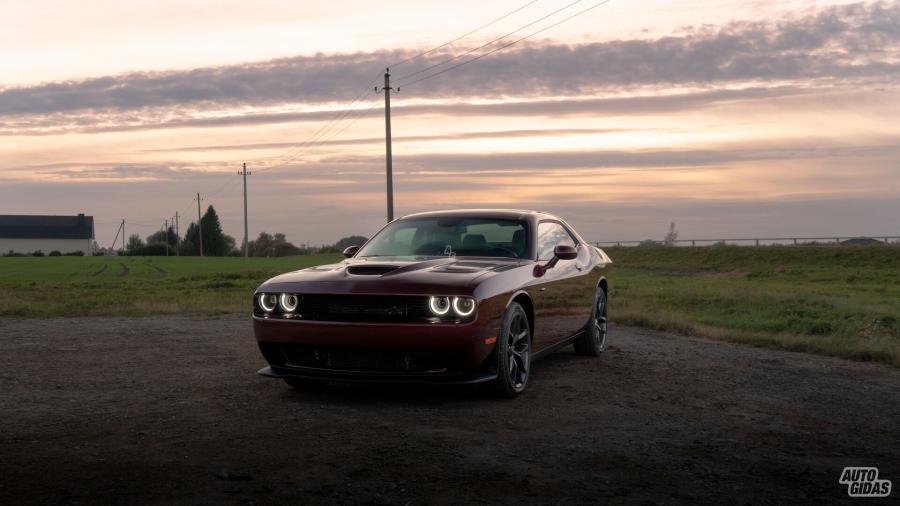 Dodge Challenger 2021 in Siauliai, with an engine capacity of 3.60 L and mileage of 65 thousand km for 22600 €, photo 4 on AUTOMOTO.COM.LV