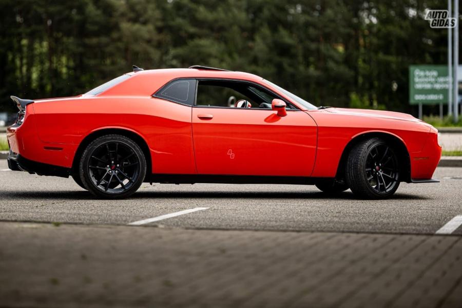 Dodge Challenger 2021 in Vilnius, with an engine capacity of 3.60 L and mileage of 45 thousand km for 18800 €, photo 5 on AUTOMOTO.COM.LV
