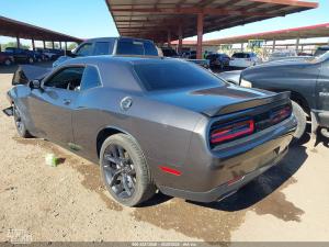 Dodge Challenger 2022 in Kaunas, with an engine capacity of 3.60 L and mileage of 37 thousand km for 5300 €, photo 3 on AUTOMOTO.COM.LV