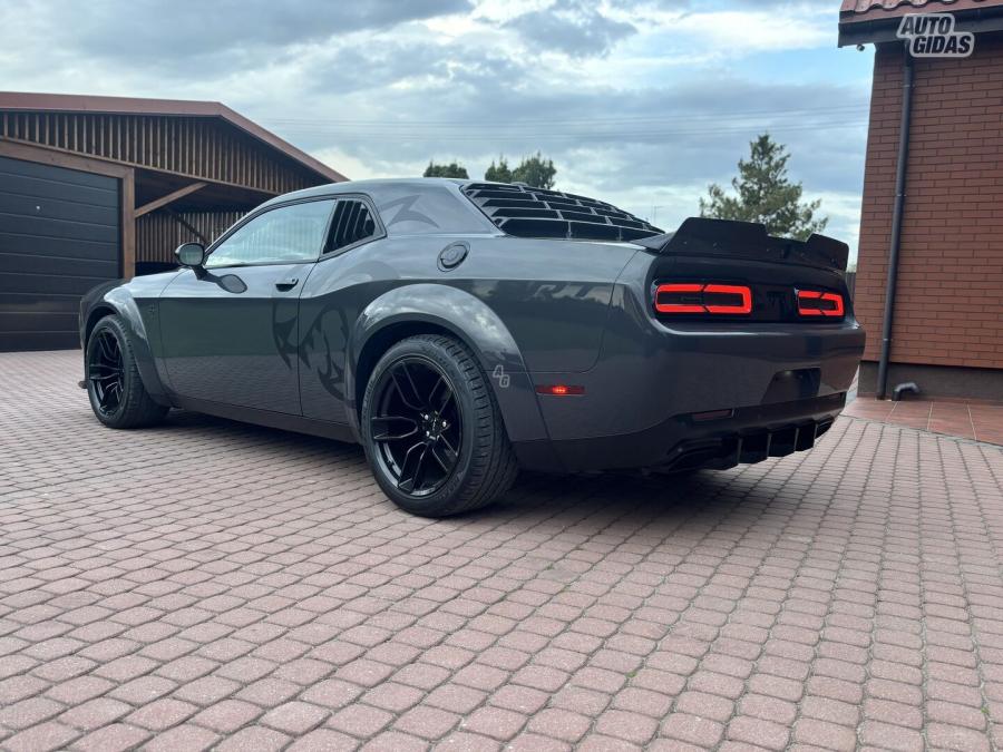 Dodge Challenger 2022 in Klaipeda, with an engine capacity of 5.70 L and mileage of 79 thousand km for 26999 €, photo 18 on AUTOMOTO.COM.LV