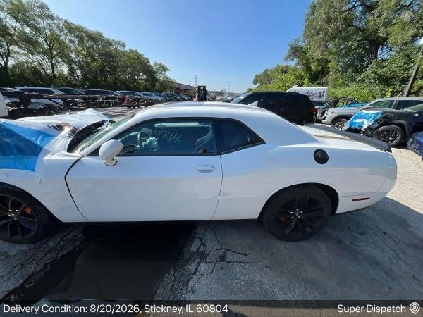 Dodge Challenger 2022 in Siauliai, with an engine capacity of 3.60 L and mileage of 32 thousand km for 8500 €, photo 5 on AUTOMOTO.COM.LV
