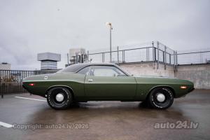 Green Dodge Challenger 1972 in Tallinn, with an engine capacity of 5.20 L and mileage of 105 thousand km for 49950 €, photo 2 on AUTOMOTO.COM.LV