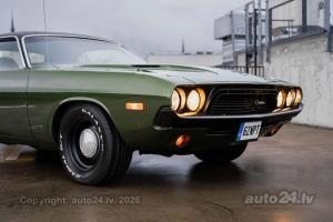Green Dodge Challenger 1972 in Tallinn, with an engine capacity of 5.20 L and mileage of 105 thousand km for 49950 €, photo 5 on AUTOMOTO.COM.LV