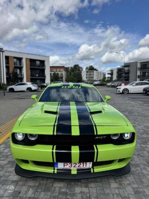 Zaļš Dodge Challenger 2016 Viļņa, ar dzinēja tilpumu 5.70 L un nobraukumu 150 tūkst. km par 22000 €, foto 8 vietnē AUTOMOTO.COM.LV