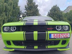 Zaļš Dodge Challenger 2016 Viļņa, ar dzinēja tilpumu 5.65 L un nobraukumu 143 tūkst. km par 24900 €, foto 8 vietnē AUTOMOTO.COM.LV