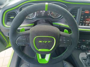 Zaļš Dodge Challenger 2016 Viļņa, ar dzinēja tilpumu 5.65 L un nobraukumu 143 tūkst. km par 24900 €, foto 22 vietnē AUTOMOTO.COM.LV