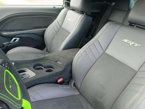 Zaļš Dodge Challenger 2016 Viļņa, ar dzinēja tilpumu 5.65 L un nobraukumu 143 tūkst. km par 24900 €, foto 40 vietnē AUTOMOTO.COM.LV