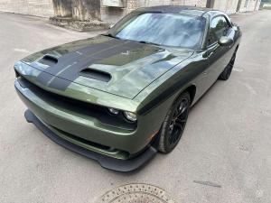 Zaļš Dodge Challenger 2018 Šauļi, ar dzinēja tilpumu 3.60 L un nobraukumu 123 tūkst. km par 16300 €, foto 3 vietnē AUTOMOTO.COM.LV