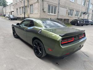 Zaļš Dodge Challenger 2018 Šauļi, ar dzinēja tilpumu 3.60 L un nobraukumu 123 tūkst. km par 16300 €, foto 7 vietnē AUTOMOTO.COM.LV