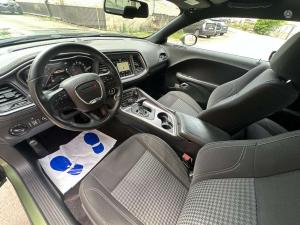Zaļš Dodge Challenger 2018 Šauļi, ar dzinēja tilpumu 3.60 L un nobraukumu 123 tūkst. km par 16300 €, foto 19 vietnē AUTOMOTO.COM.LV