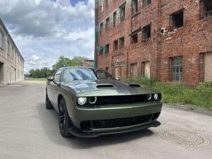 Zaļš Dodge Challenger 2018 Šauļi, ar dzinēja tilpumu 3.60 L un nobraukumu 123 tūkst. km par 16300 €, foto 22 vietnē AUTOMOTO.COM.LV