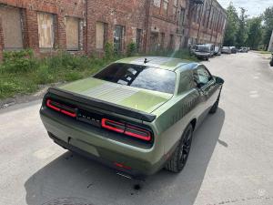 Zaļš Dodge Challenger 2018 Šauļi, ar dzinēja tilpumu 3.60 L un nobraukumu 123 tūkst. km par 16300 €, foto 28 vietnē AUTOMOTO.COM.LV