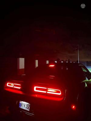 Green Dodge Challenger 2018 in Klaipeda, with an engine capacity of 6.42 L and mileage of 45 thousand km for 27000 €, photo 34 on AUTOMOTO.COM.LV