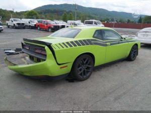 Zaļš Dodge Challenger 2023 Klaipėda, ar dzinēja tilpumu 3.60 L un nobraukumu 22 tūkst. km par 9750 €, foto 5 vietnē AUTOMOTO.COM.LV