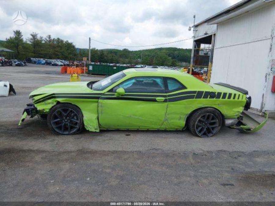 Zaļš Dodge Challenger 2023 Klaipėda, ar dzinēja tilpumu 3.60 L un nobraukumu 22 tūkst. km par 9750 €, foto 8 vietnē AUTOMOTO.COM.LV