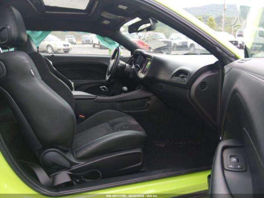 Zaļš Dodge Challenger 2023 Klaipėda, ar dzinēja tilpumu 3.60 L un nobraukumu 22 tūkst. km par 9750 €, foto 12 vietnē AUTOMOTO.COM.LV